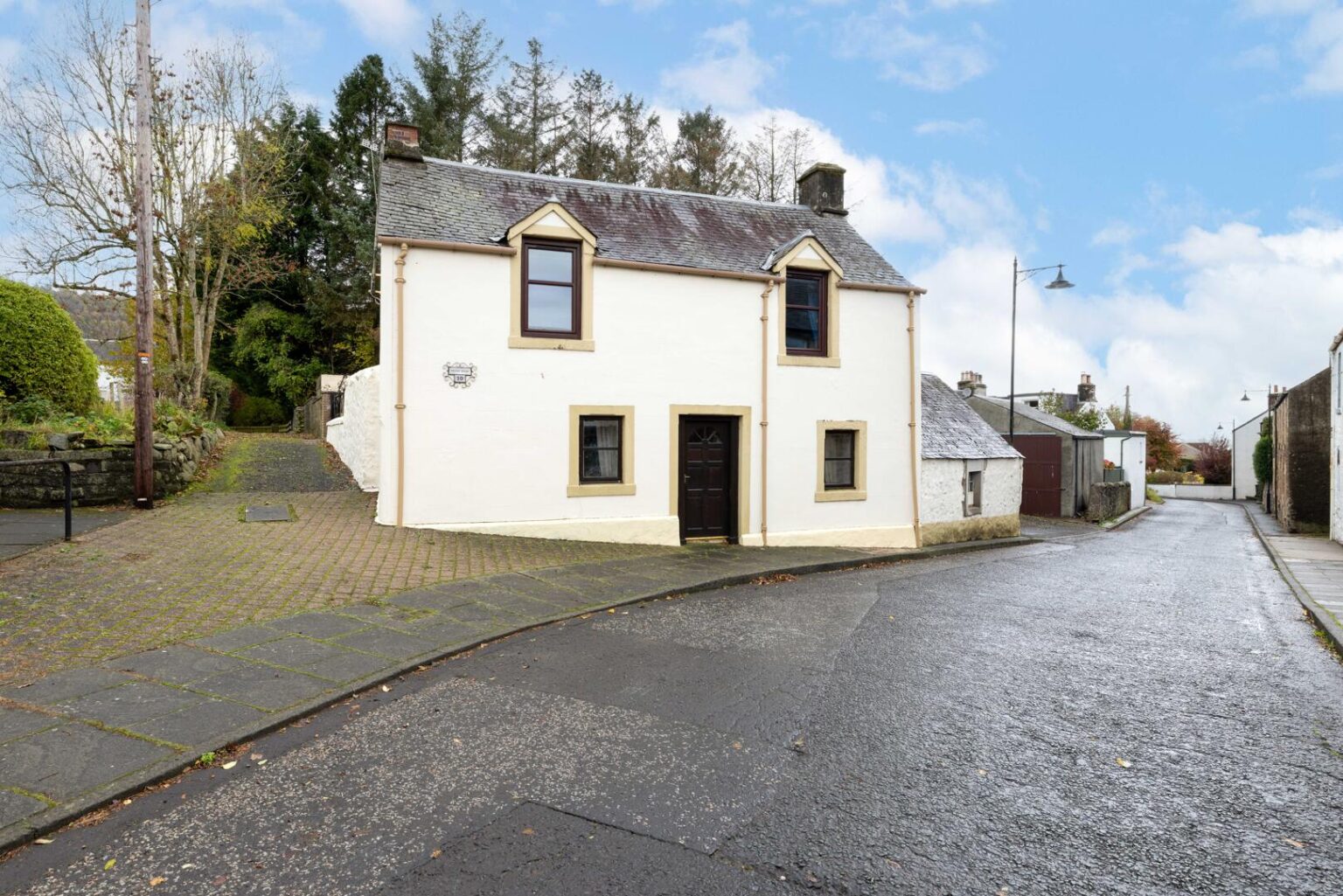 Main Street, Abernethy, Perth - Premier Properties Perth